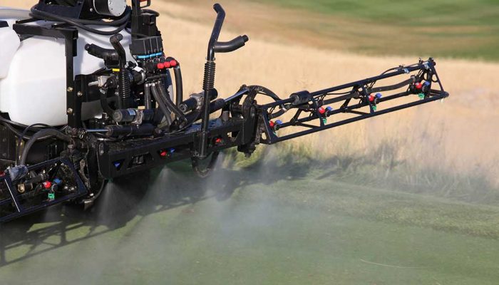 Velvit products | Premium fertiliser for turf, greens & sports pitches